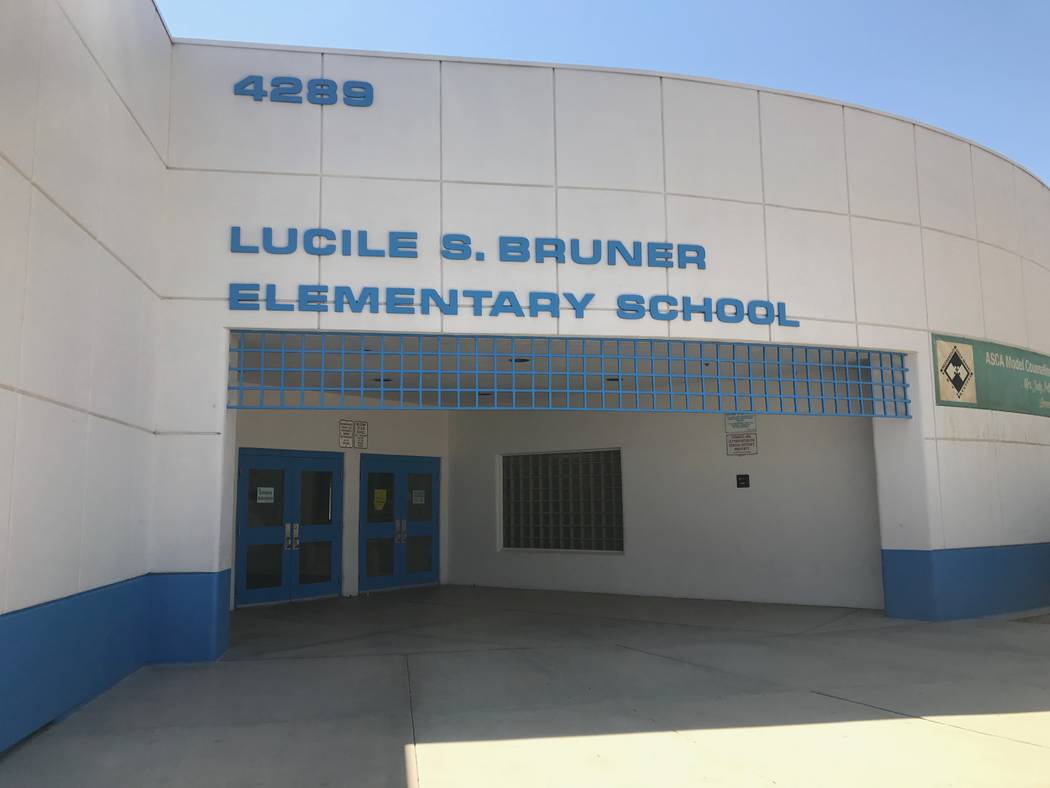 2 new teachers share a bond at Bruner Elementary | Las Vegas Review-Journal