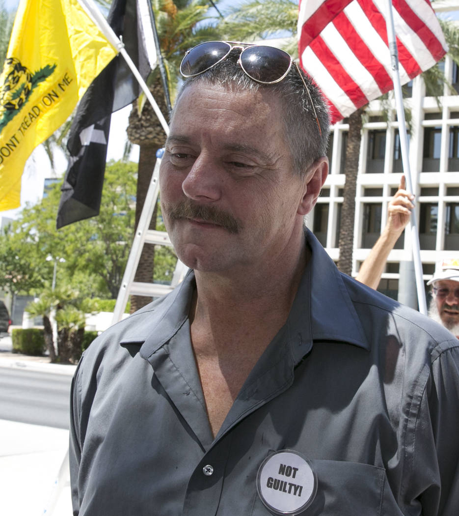 Sept. 25 retrial set for 2 charged in Bunkerville standoff | Bundy-BLM ...