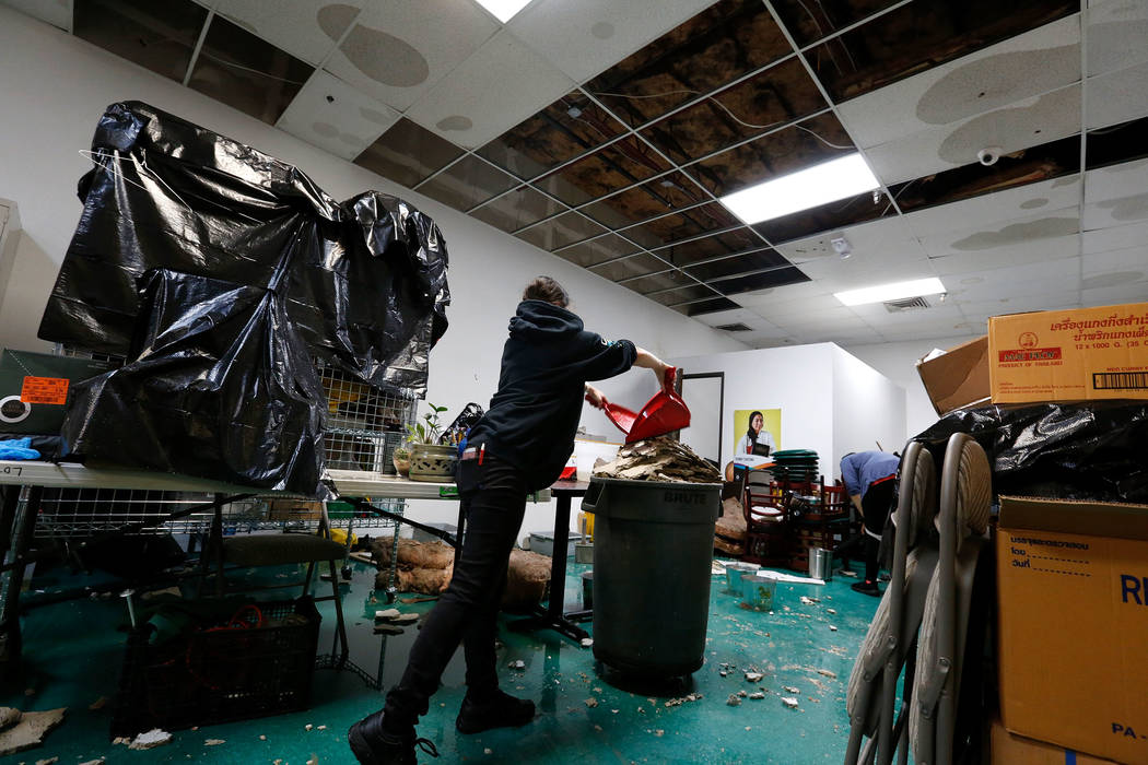 Lotus of Siam closes after partial ceiling collapse | Local