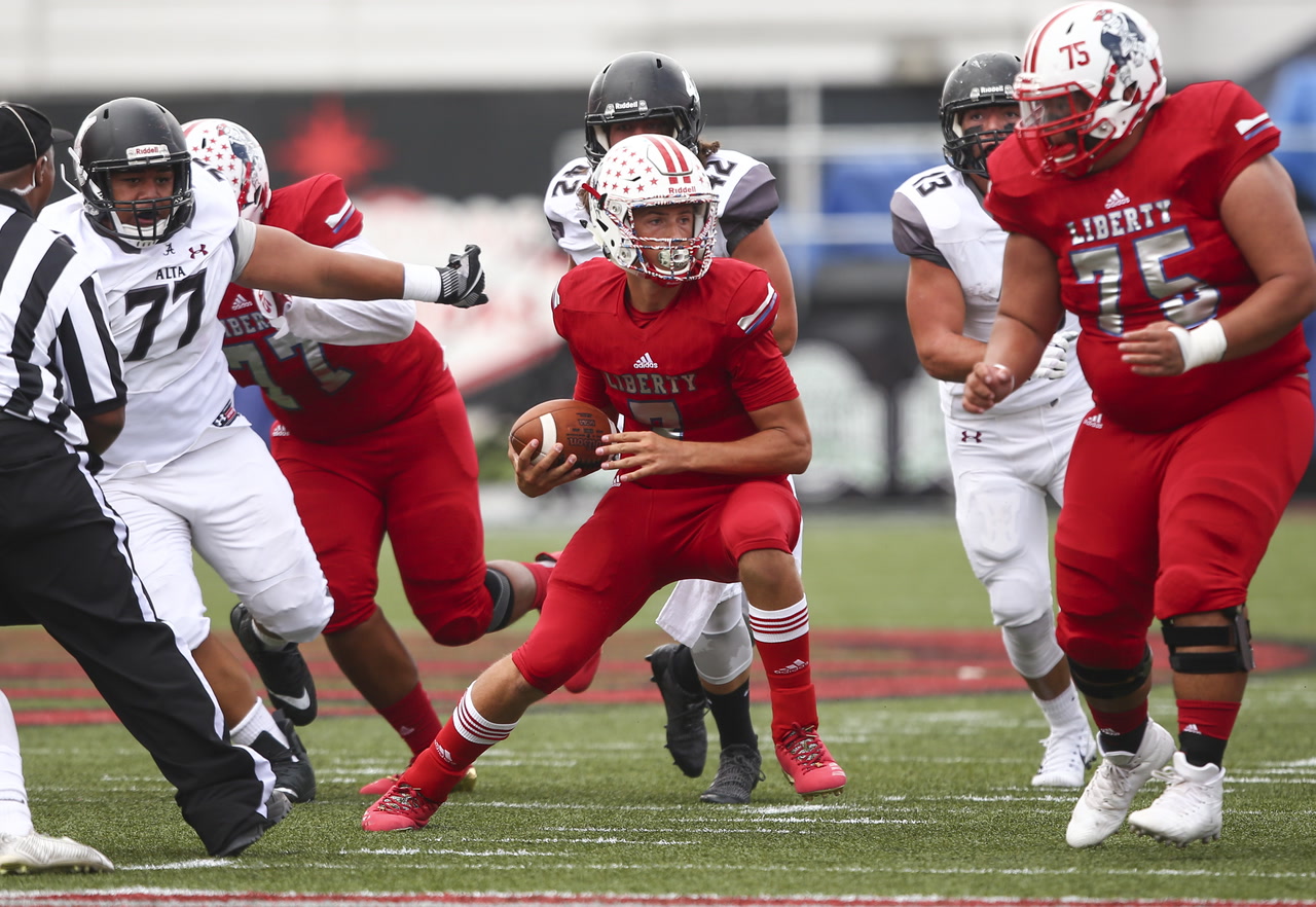 Liberty QB Kenyon Oblad nears state passing record | Football | Sports