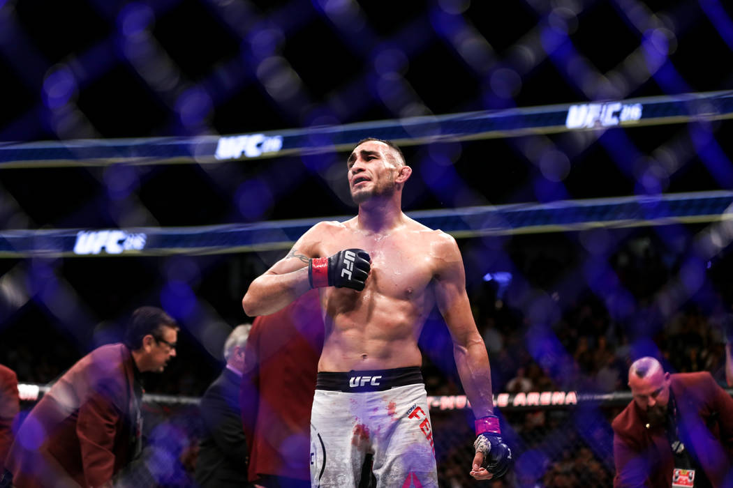 Tony Ferguson wins interim lightweight title at UFC 216 | Las Vegas ...