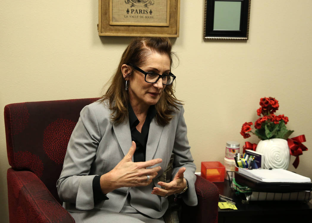 Las Vegas therapist, whose daughter was shot, aids first responders | Local Las Vegas | Local