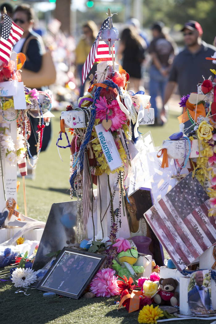 Las Vegas shooting memorial acts as a force for healing | Shootings | Crime