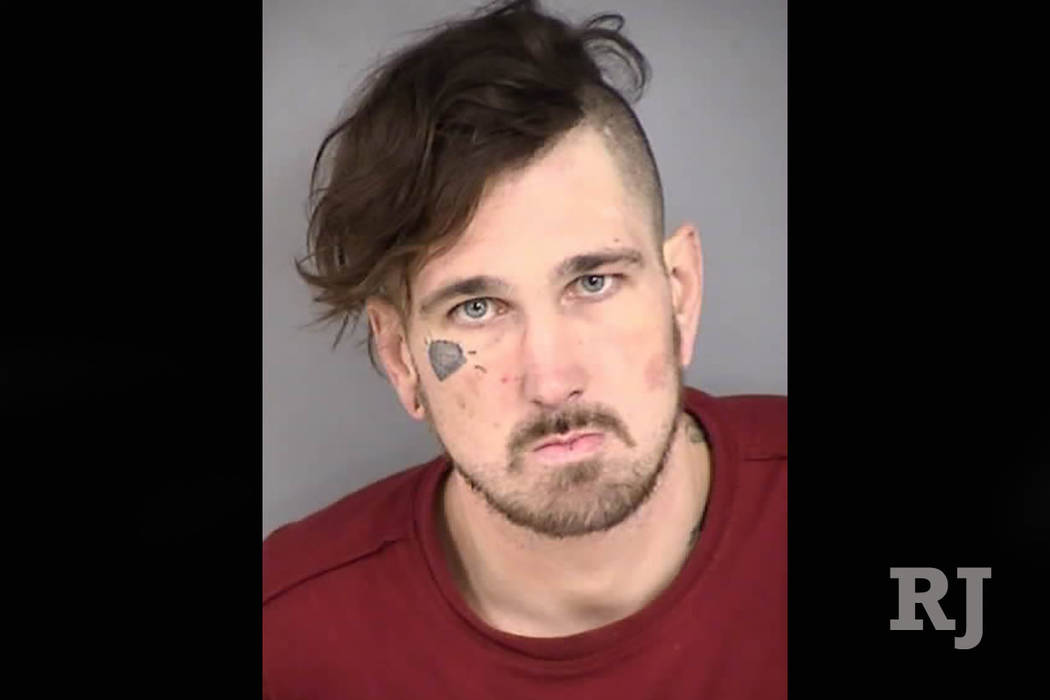 North Las Vegas man accused of torching house while mom was inside | Crime