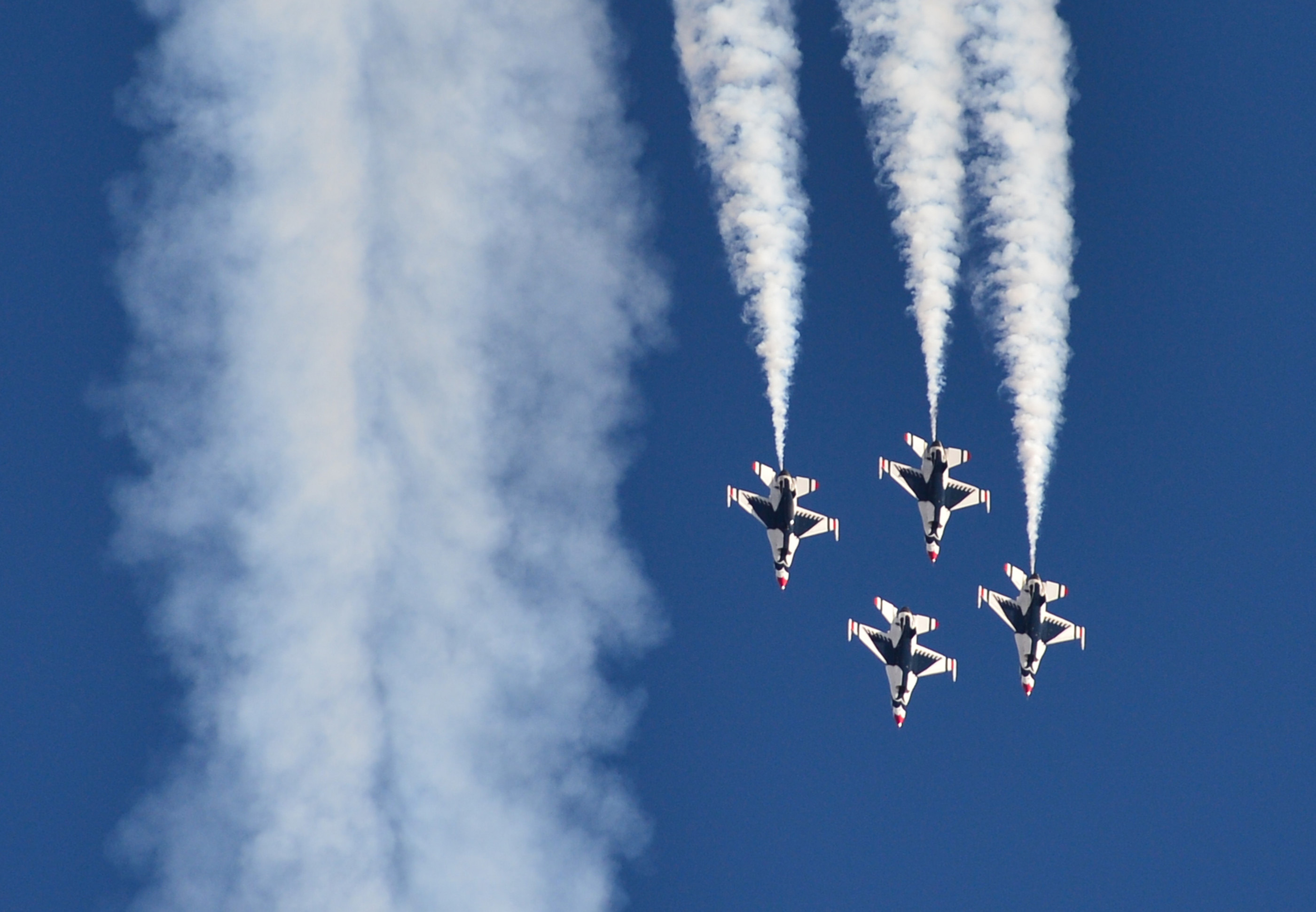 Aviation Nation pilots warm up for big Las Vegas air show | Military | News