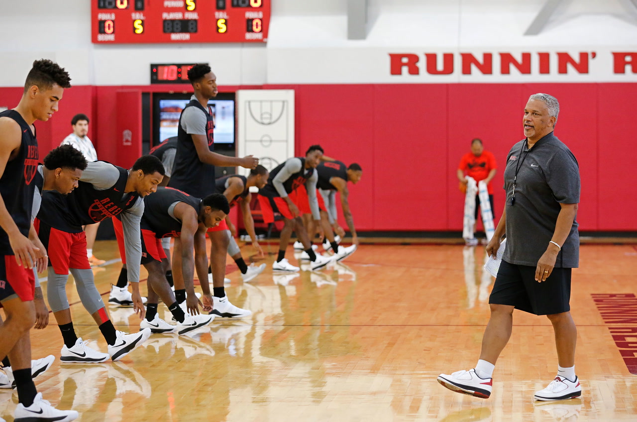 Meet the 2017-18 UNLV men’s basketball team | UNLV Basketball | Sports ... Meet the 2017-18 UNLV men’s basketball team | UNLV Basketball | Sports ...