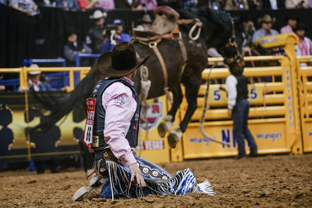 2017 National Finals Rodeo, Day 5 — PHOTOS | Las Vegas Review-Journal