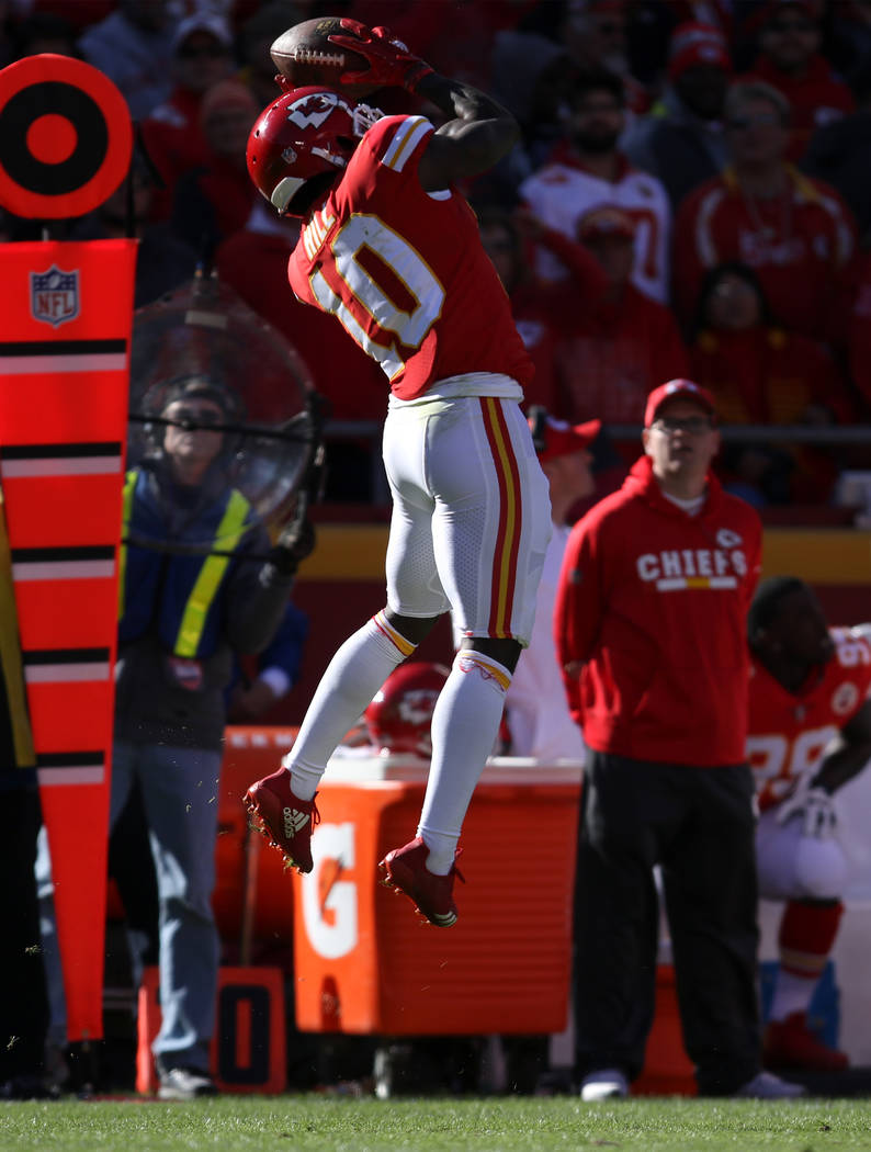 Las Vegas Photos and Videos of the Year – Best from Heidi Fang | Local