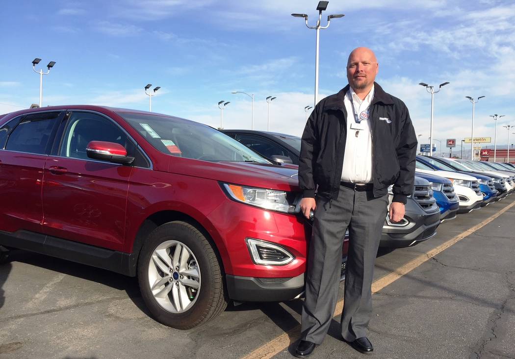 Friendly Ford sales consultant highlights 2018 Edge SUV | Dealer News ...