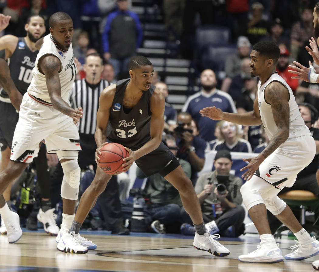 Some UNLV fans jumping on UNR’s bandwagon | Ron Kantowski | Sports ...