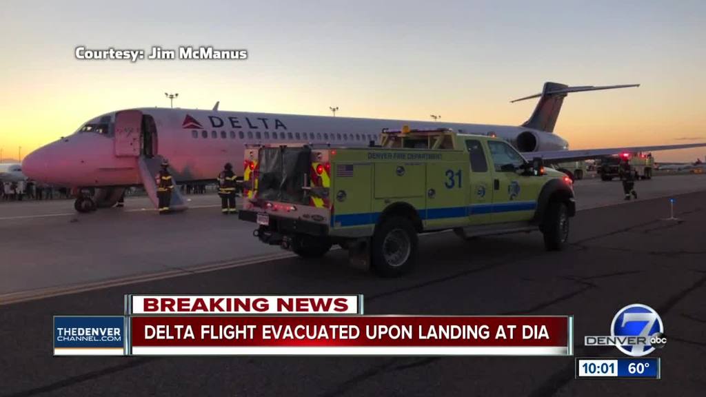 Delta flight evacuated when smoke fills cabin during landing | Nation ...