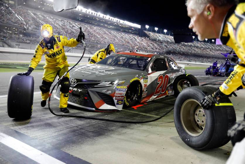 Erik Jones survives ‘crazy racing’ to win at Daytona | Las Vegas Review ...