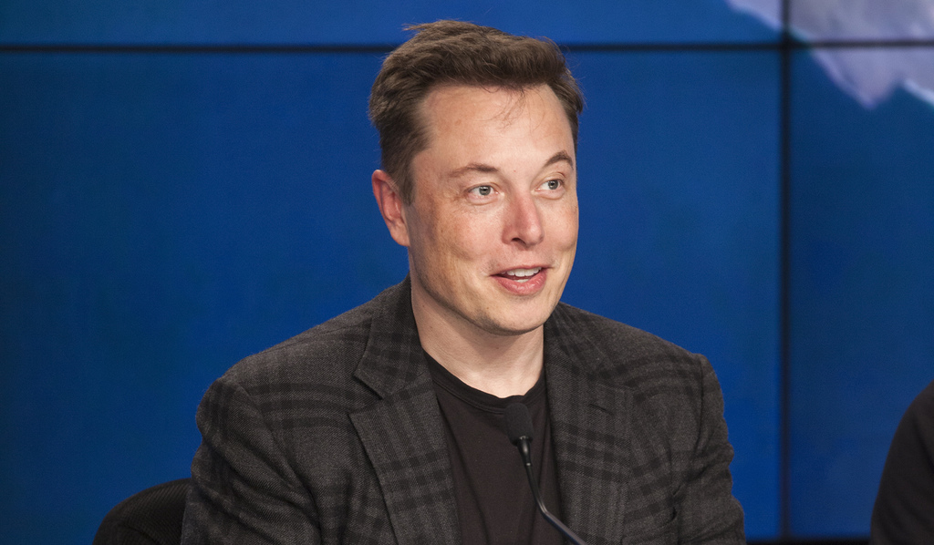 Elon Musk tweets commitment to fixing water in Flint | Science and ...