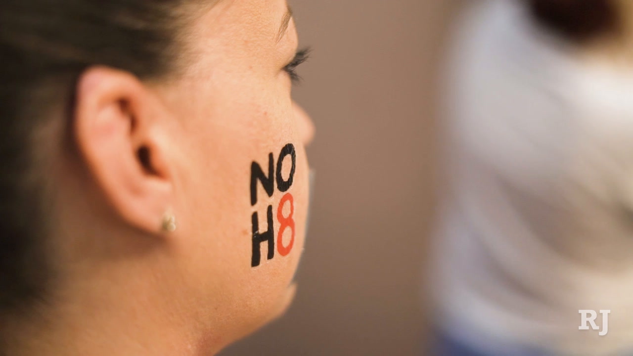 Las Vegas Valley residents take part in NO H8 photo shoot | Local Las ...