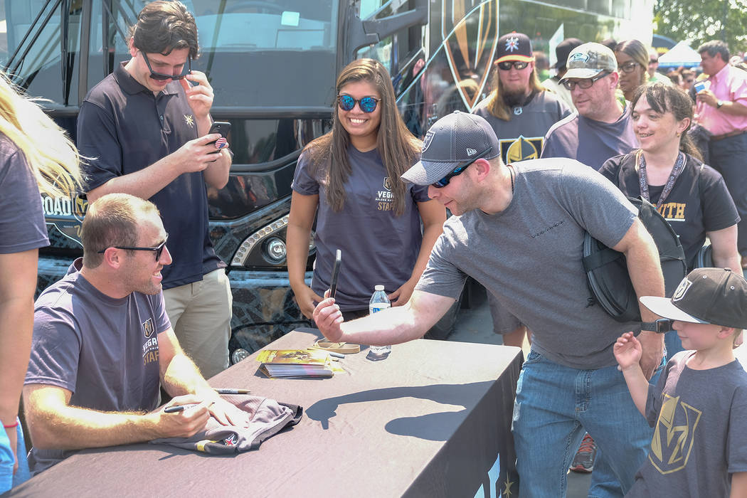 Reno fans greet Golden Knights at start of four-city road trip | Golden ...