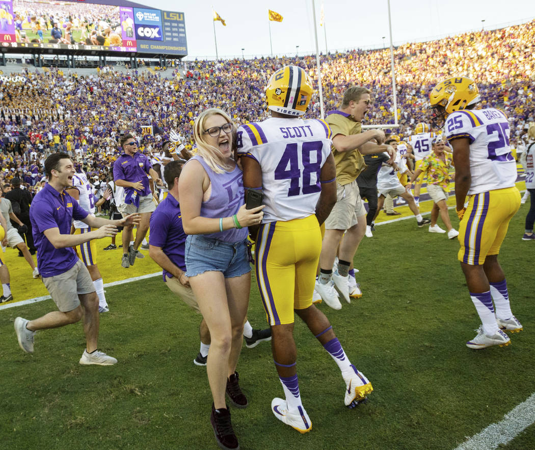 SEC fines LSU $100K for fans on field after Georgia win | Football | Sports