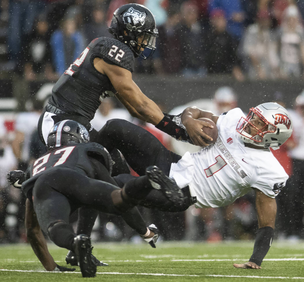 Armani Rogers gets first-team snaps in UNLV practice | Las Vegas Review ...