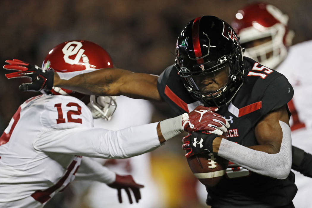 Texas handicapper hitting 75 percent in Golden Nugget football contest ...