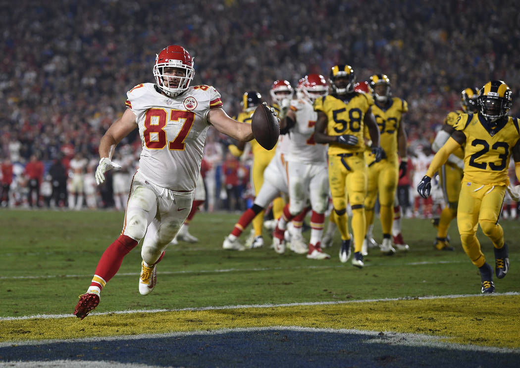 Rams outduel Chiefs 54-51 in offensive extravaganza | Las Vegas Review ...