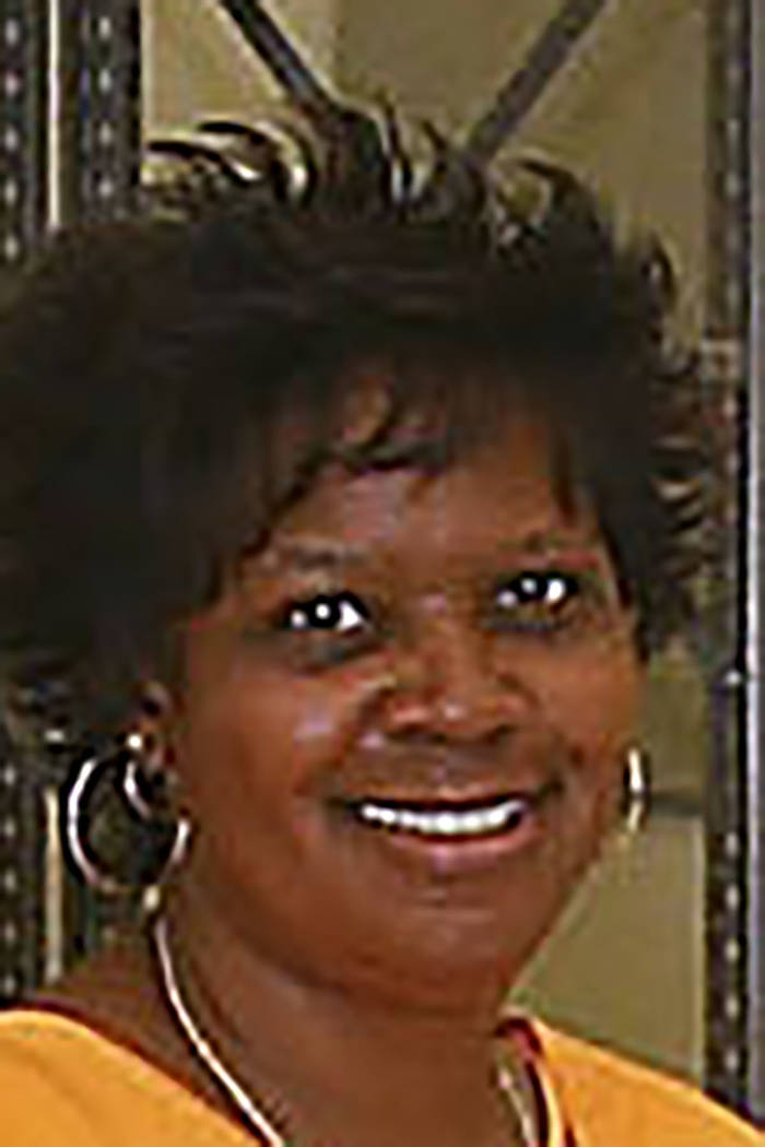 Henderson teacher given coveted Milken Educator Award | Local