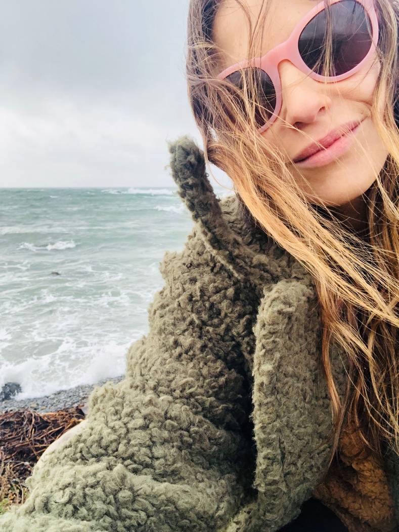 ‘Five Feet Apart’ movie about cystic fibrosis tackles romance in ...