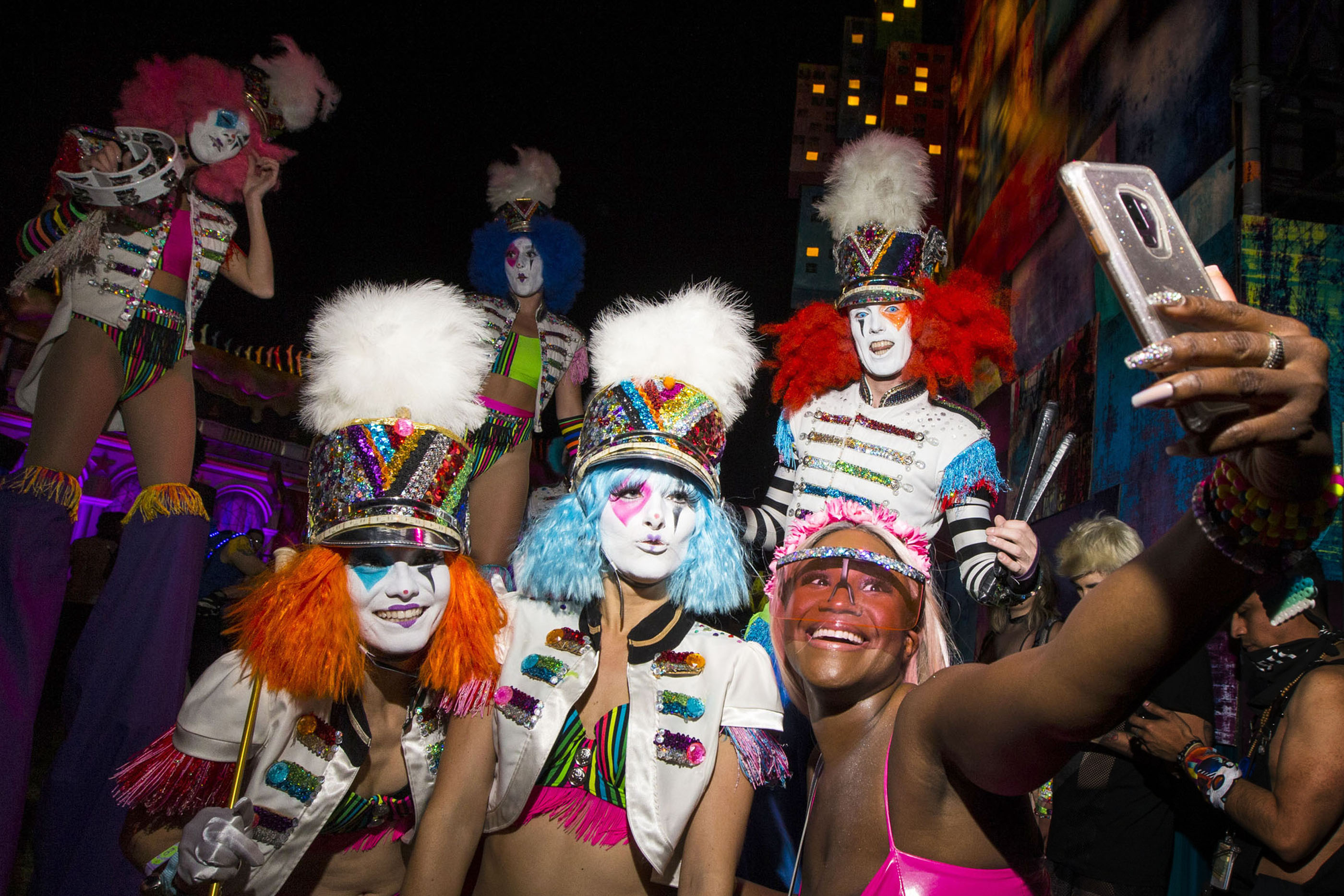 EDC excitement reaches fever pitch on opening night in Las Vegas —VIDEO ...