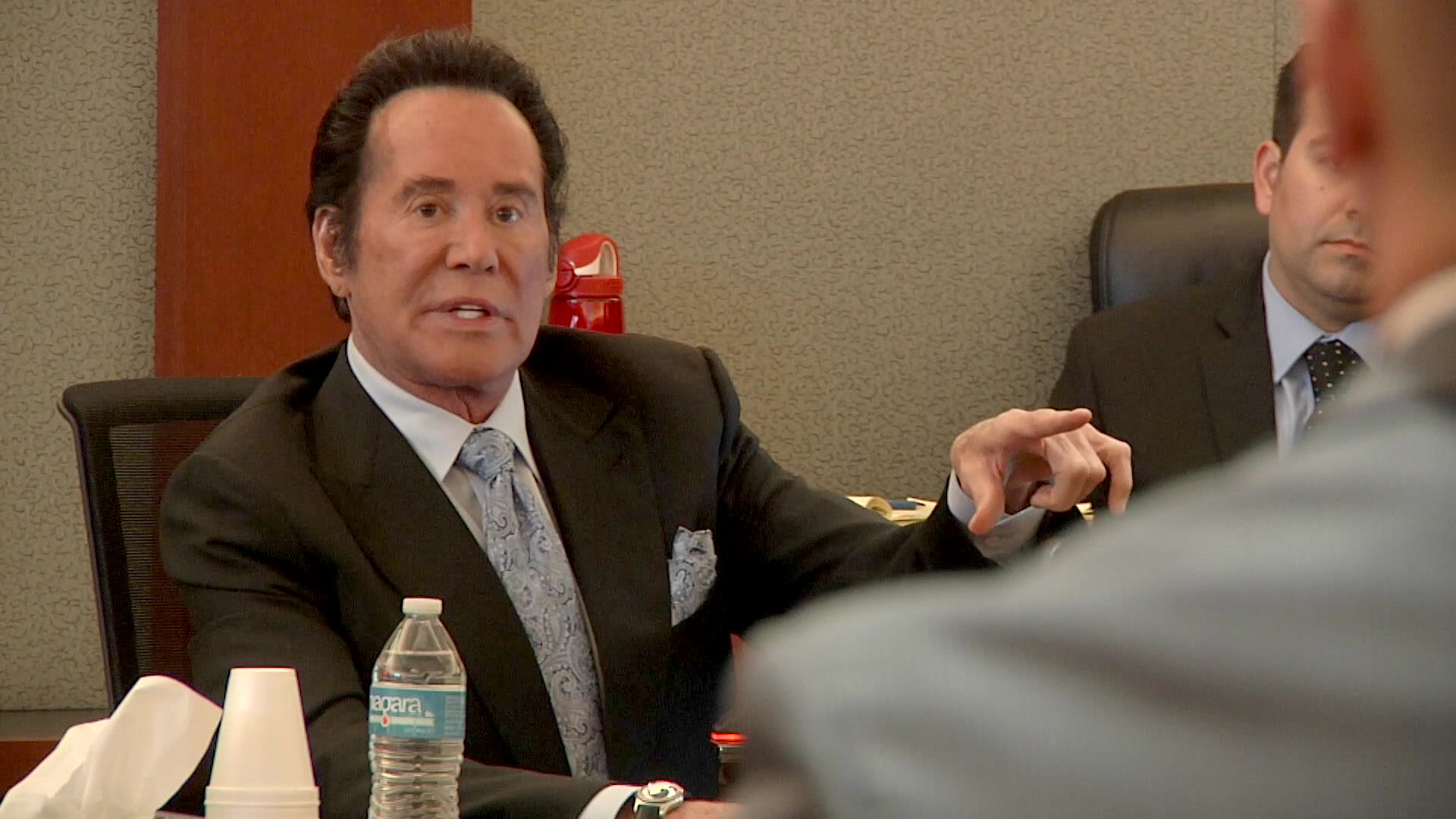 Wayne Newton testifies about Las Vegas home break-ins | Courts | Crime