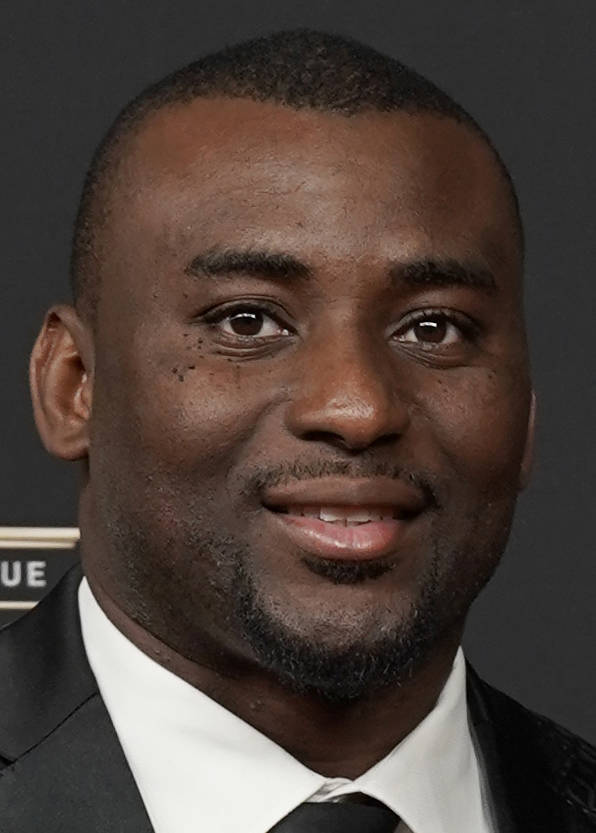 Raiders make roster moves, sign Liuget, place Martin on IR | Raiders ...