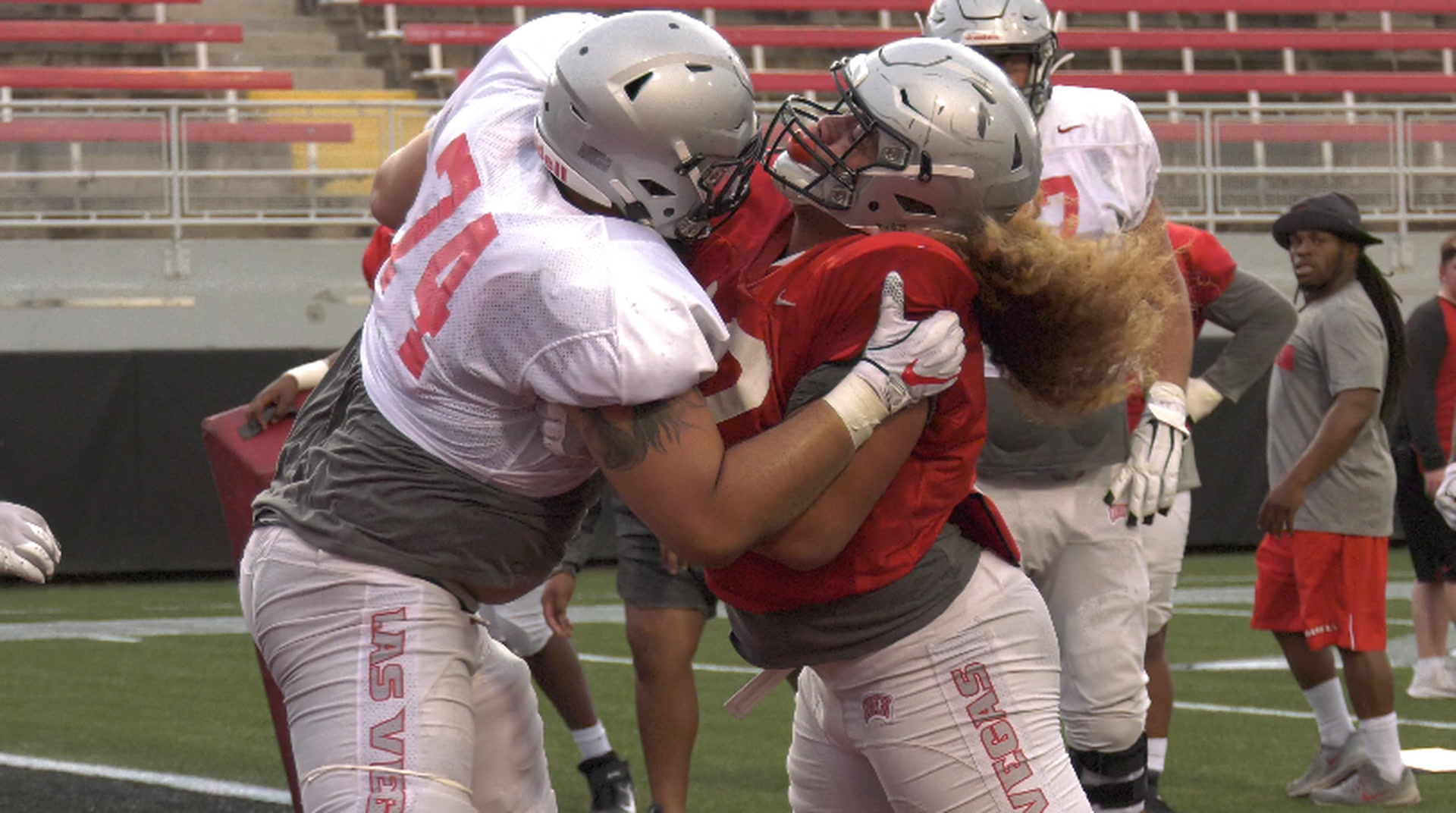 No dropoff in intensity in UNLV’s first full-padded practice | UNLV ...