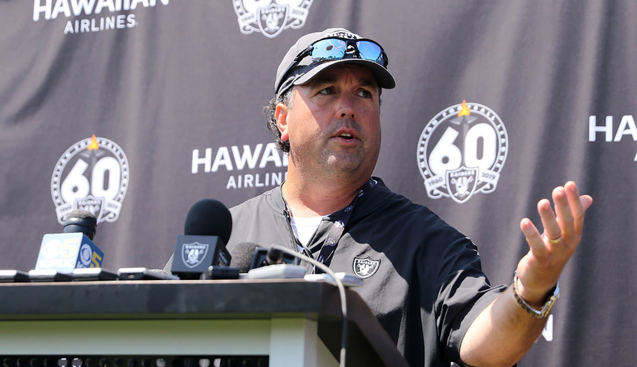 Defensive coordinator enjoying ‘new toys’ on Raiders defense | Raiders ...