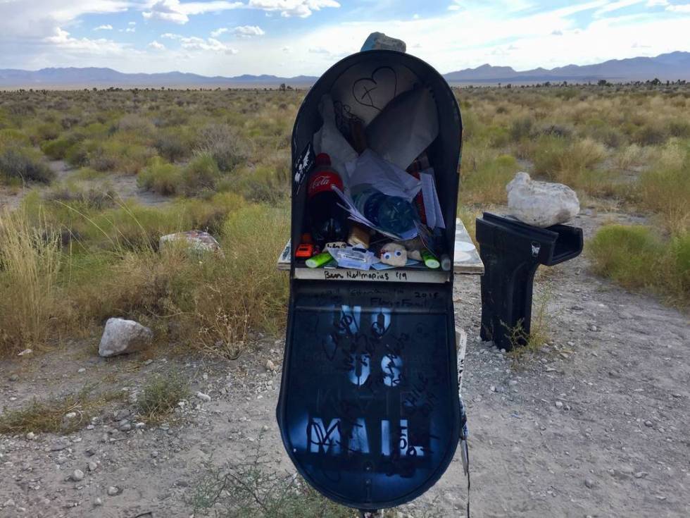 Area 51 or bust: Seeing the sights between Las Vegas and Rachel | Las ...