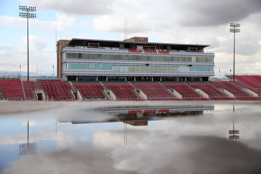 Announcer Dick Calvert bids farewell to Sam Boyd Stadium | Las Vegas ...