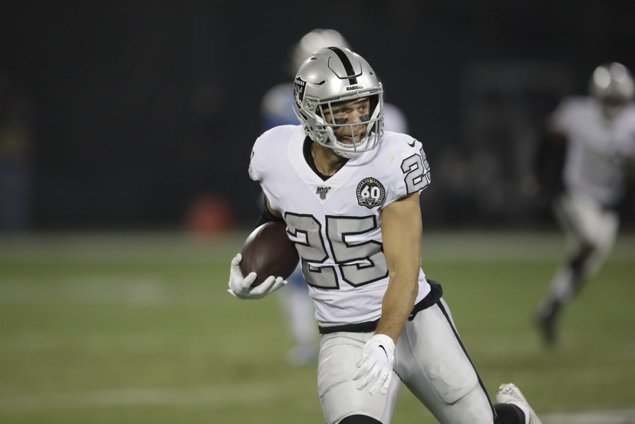 Raiders hold on to defeat Chargers, 26-24 | Raiders News | Sports