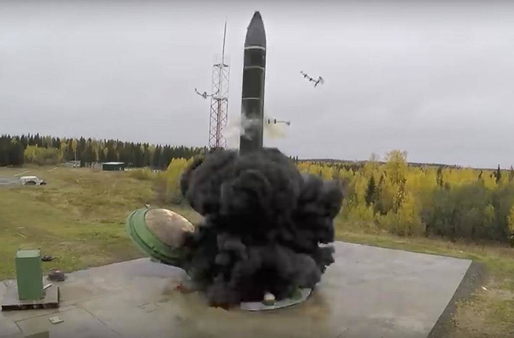 New Russian nuclear missile can travel 27 times the speed of sound ...