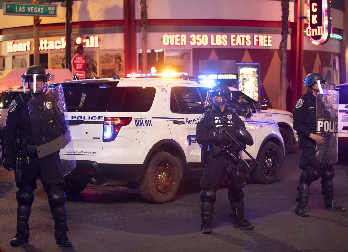 Black Lives Matter protest turns violent in downtown Las Vegas | Local ...