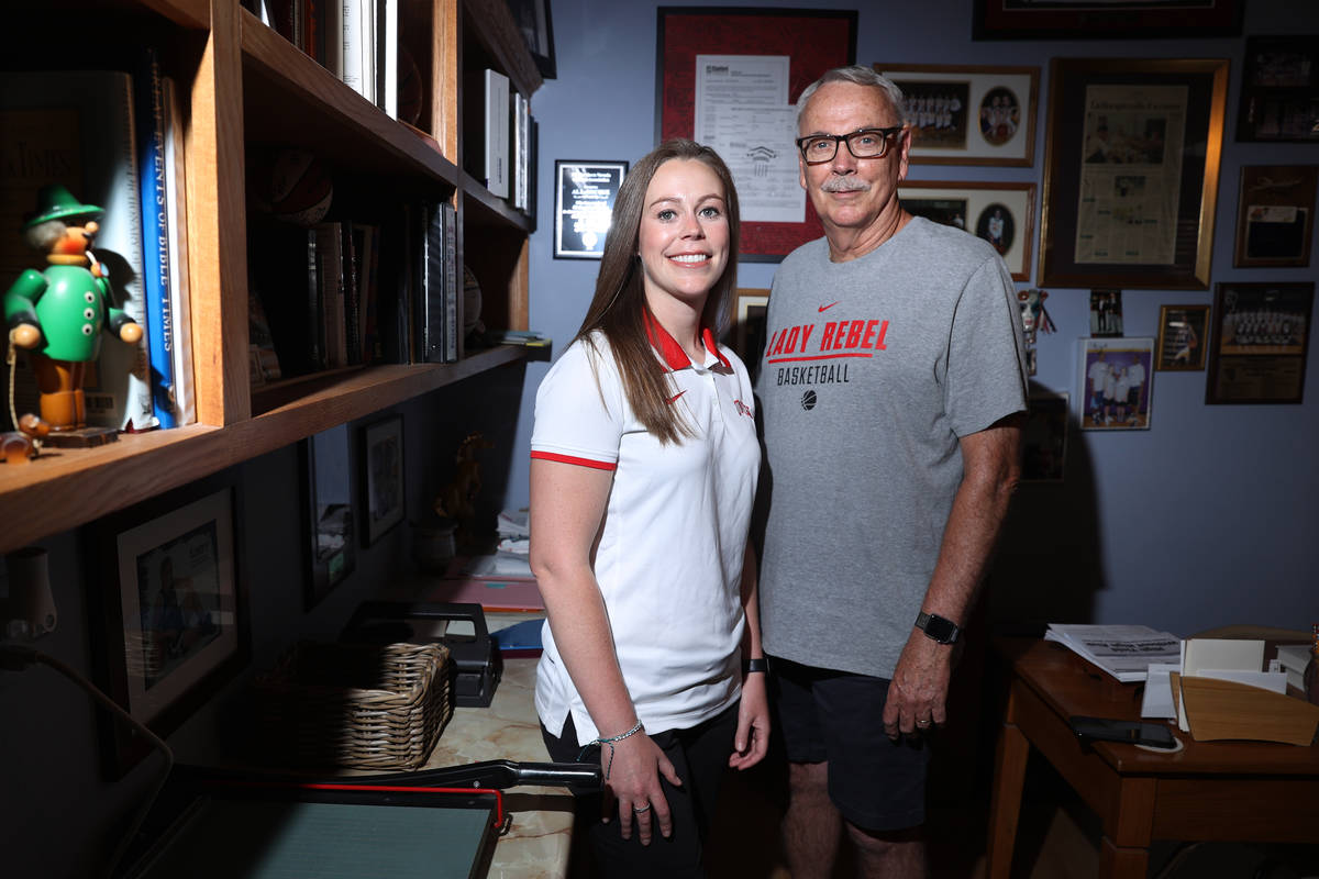 UNLV’s Lindy La Rocque has come home to family, expectations | Ed ...