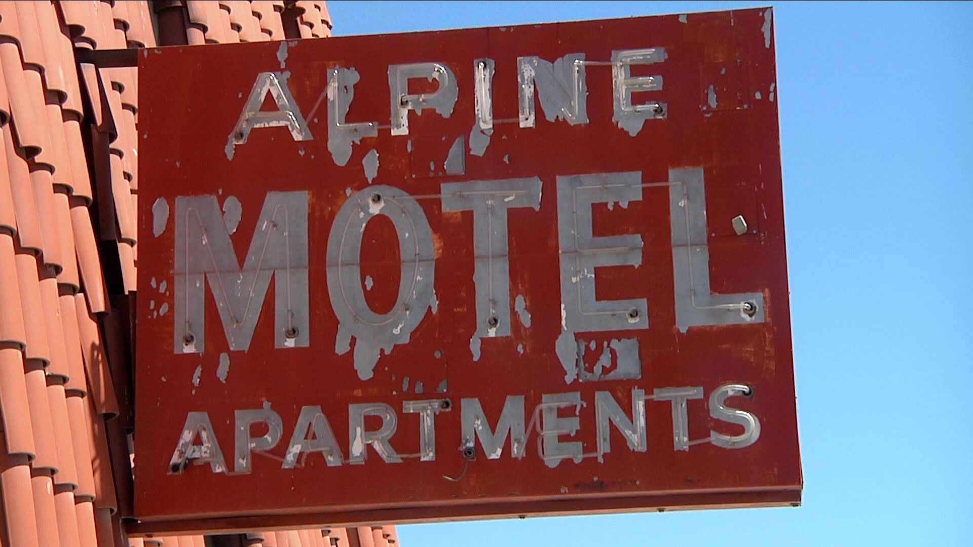 Alpine Motel fire survivors start to collect belongings | News