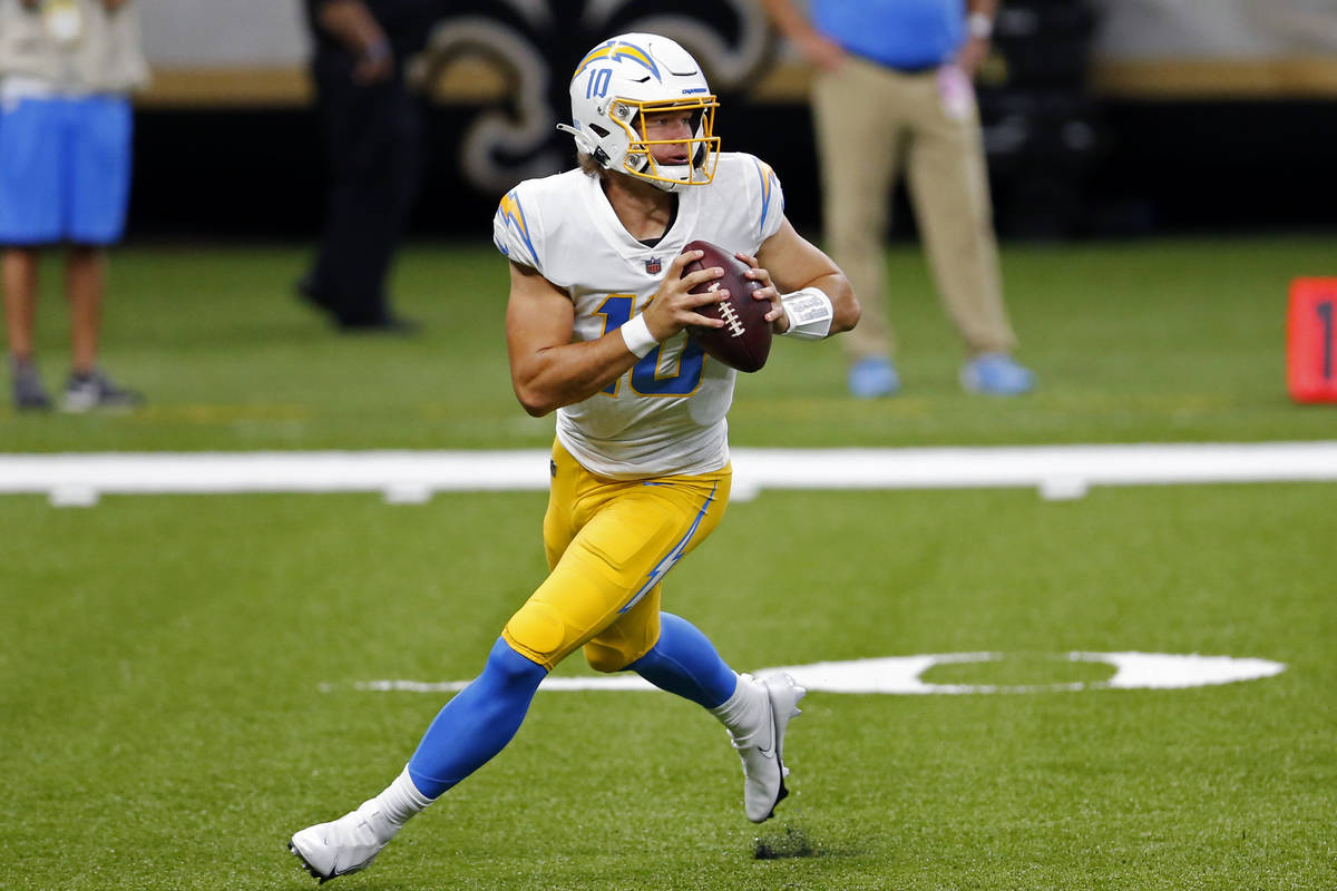 UNLV coach Arroyo yet to settle on starting QB | Las Vegas Review-Journal