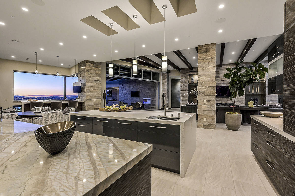 Modern Mansion Kitchen