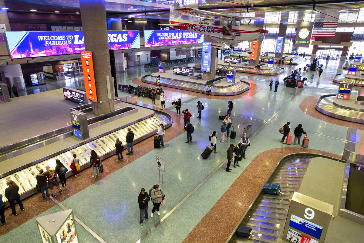 Las Vegas Mccarran Airport Passenger Volume Plummets 56 9 In 2020