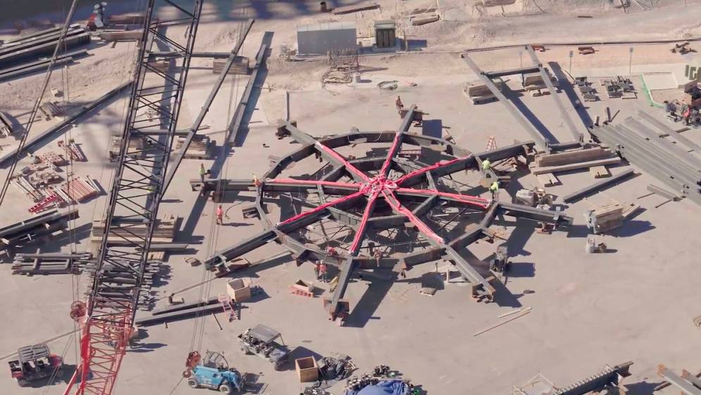 MSG Sphere crane lifts, installs ring weighing as much as 2 Boeing 757s ...