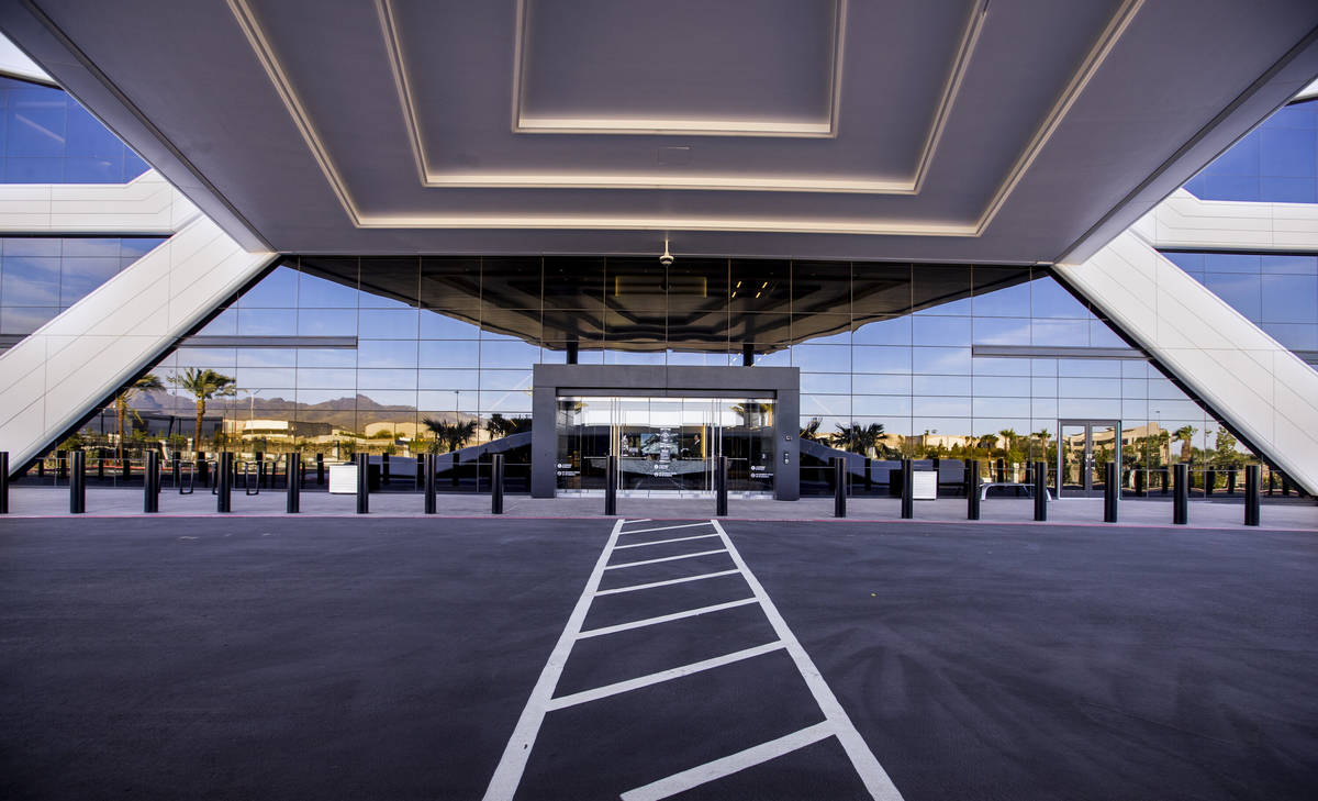 Raiders headquarters: Get an exclusive look inside $75M facility | Las ...