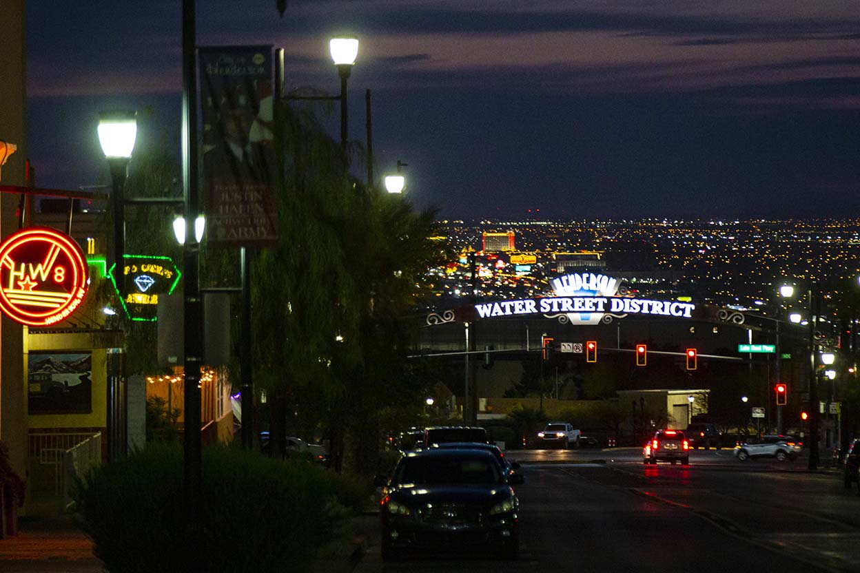 Laughlin’s abandoned Emerald River resort remains an eyesore | Las ...