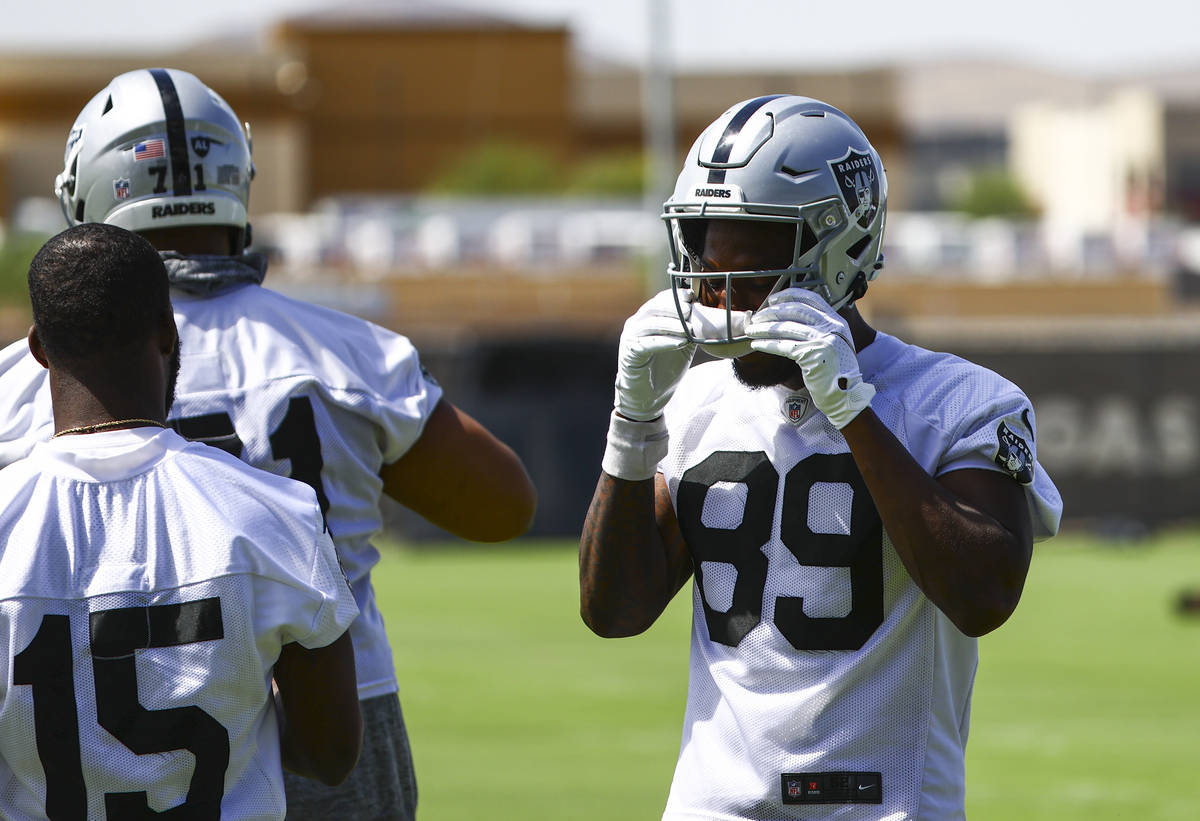 Raiders’ Bryan Edwards’ camp play draws lofty comparisons | Raiders ...