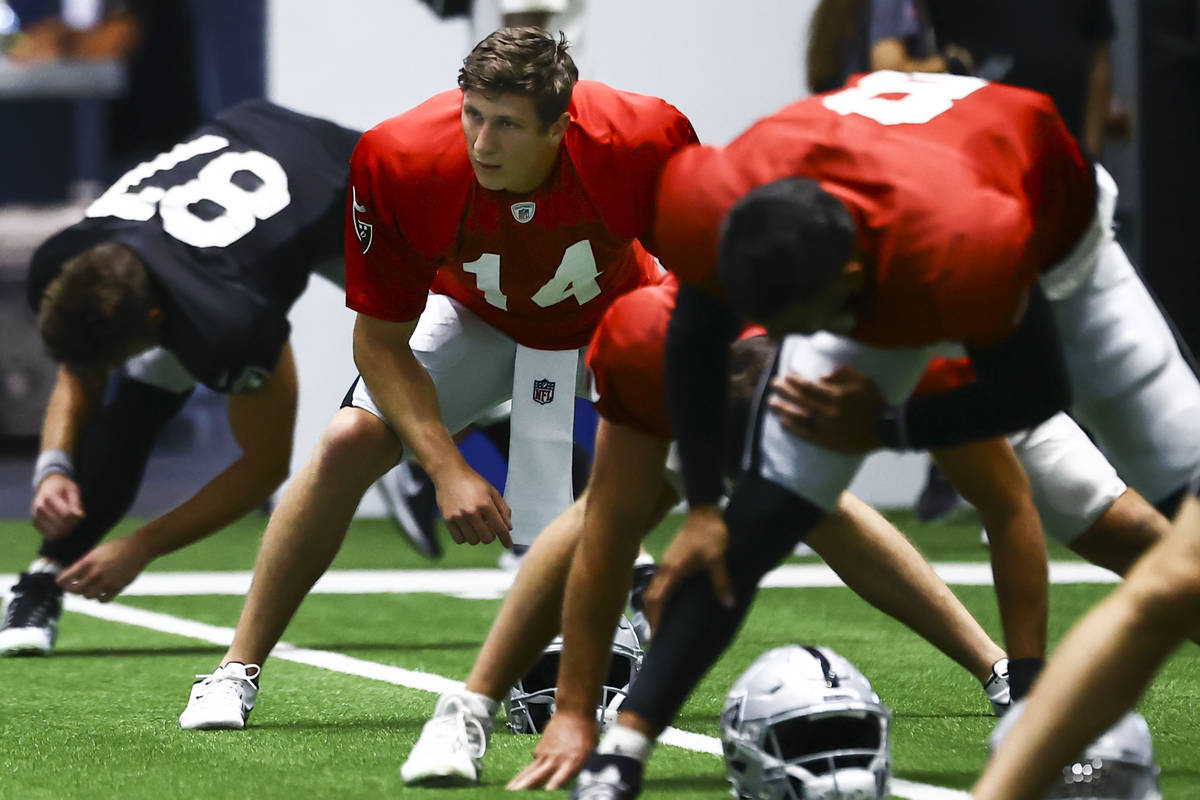 Raiders add fourth quarterback, NAU standout Case Cookus | Raiders News ...