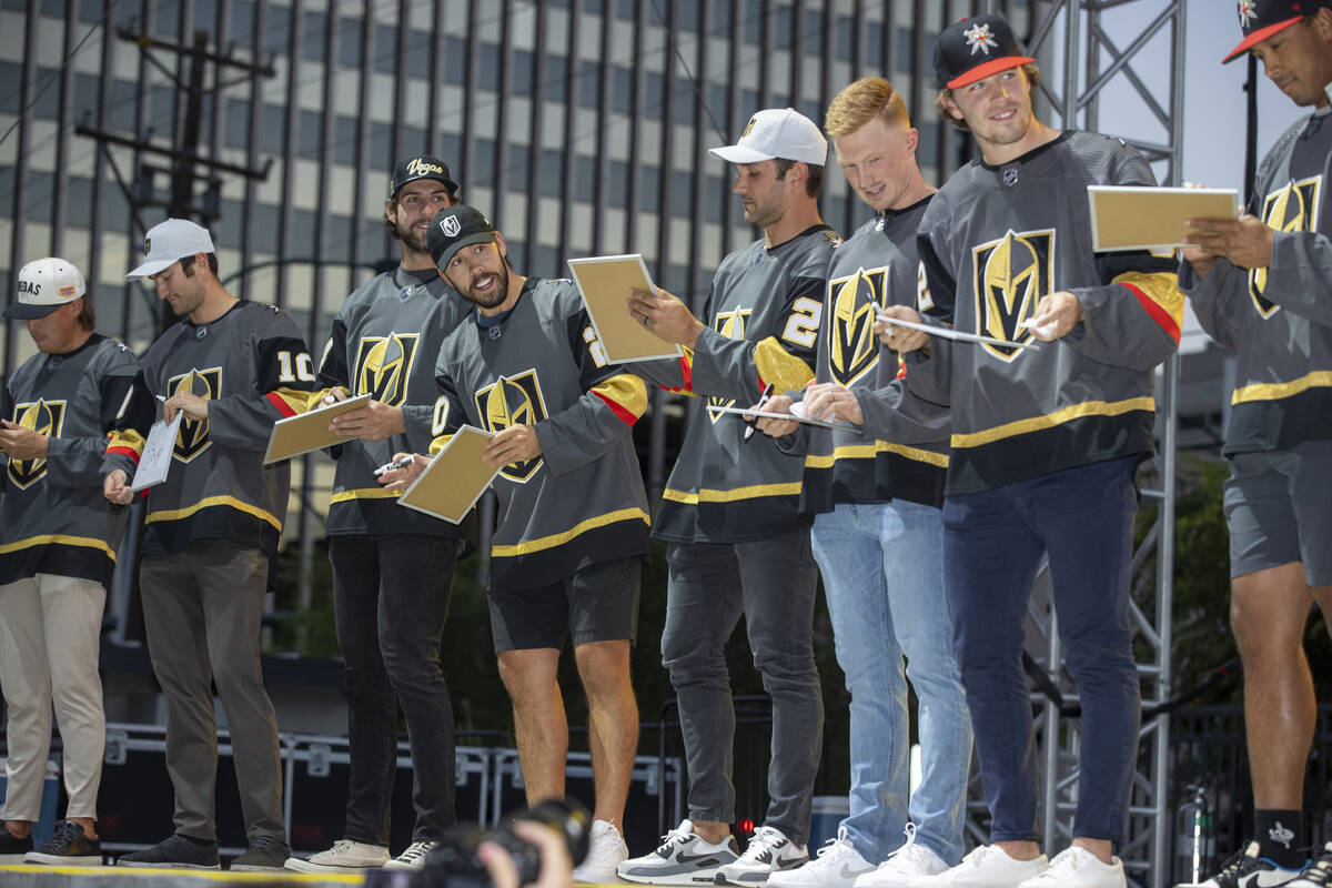 Golden Knights, fans interact in downtown Las Vegas | Golden Knights ...