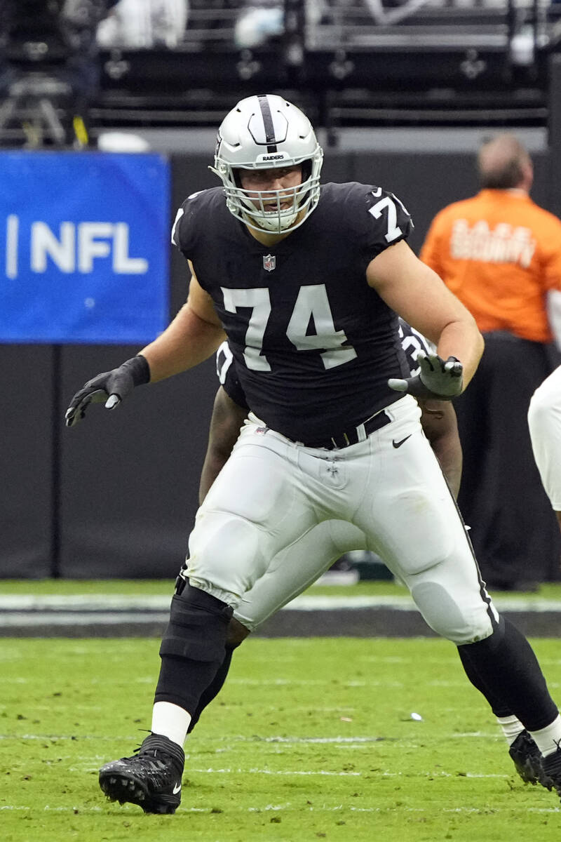 Left tackle Kolton Miller thrives for Raiders, brother | Raiders News ...
