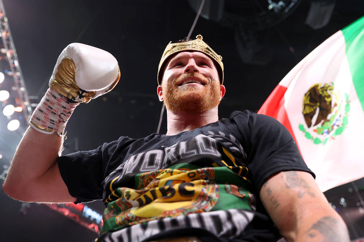 Canelo Alvarez becomes first undipsuted champion in 168-pound history ...