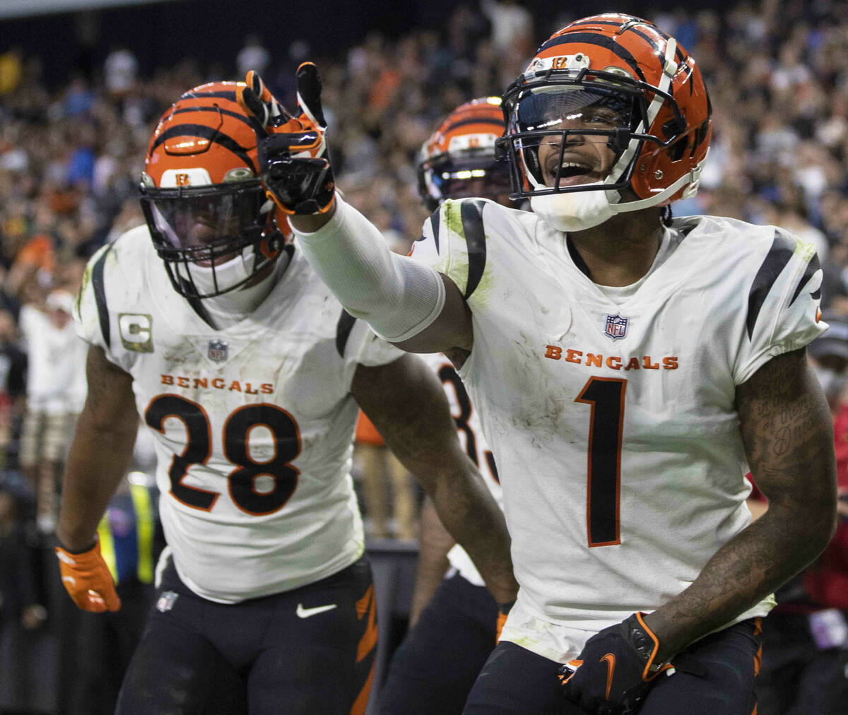 Raiders’ offense sputters vs. Bengals, skid up to 3 games | Raiders ...