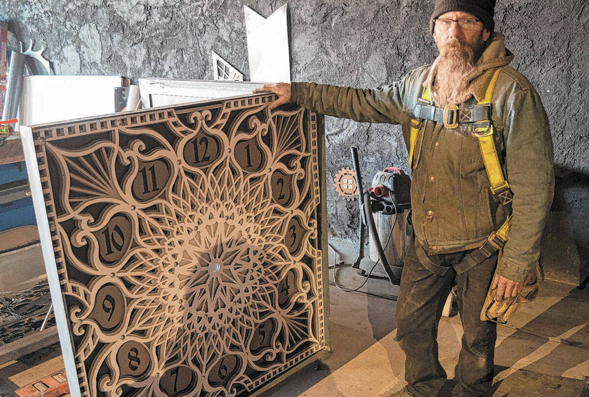 Artist helping transform Beatty building | Local Nevada | Local